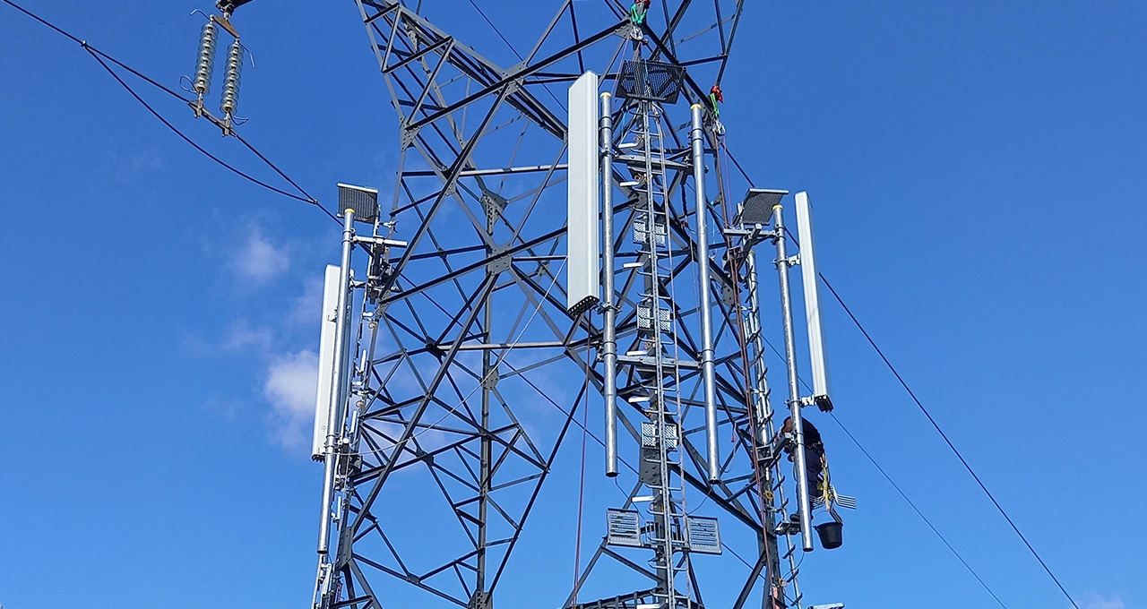 Déploiement d’antennes 5G sur des pylônes de RTE