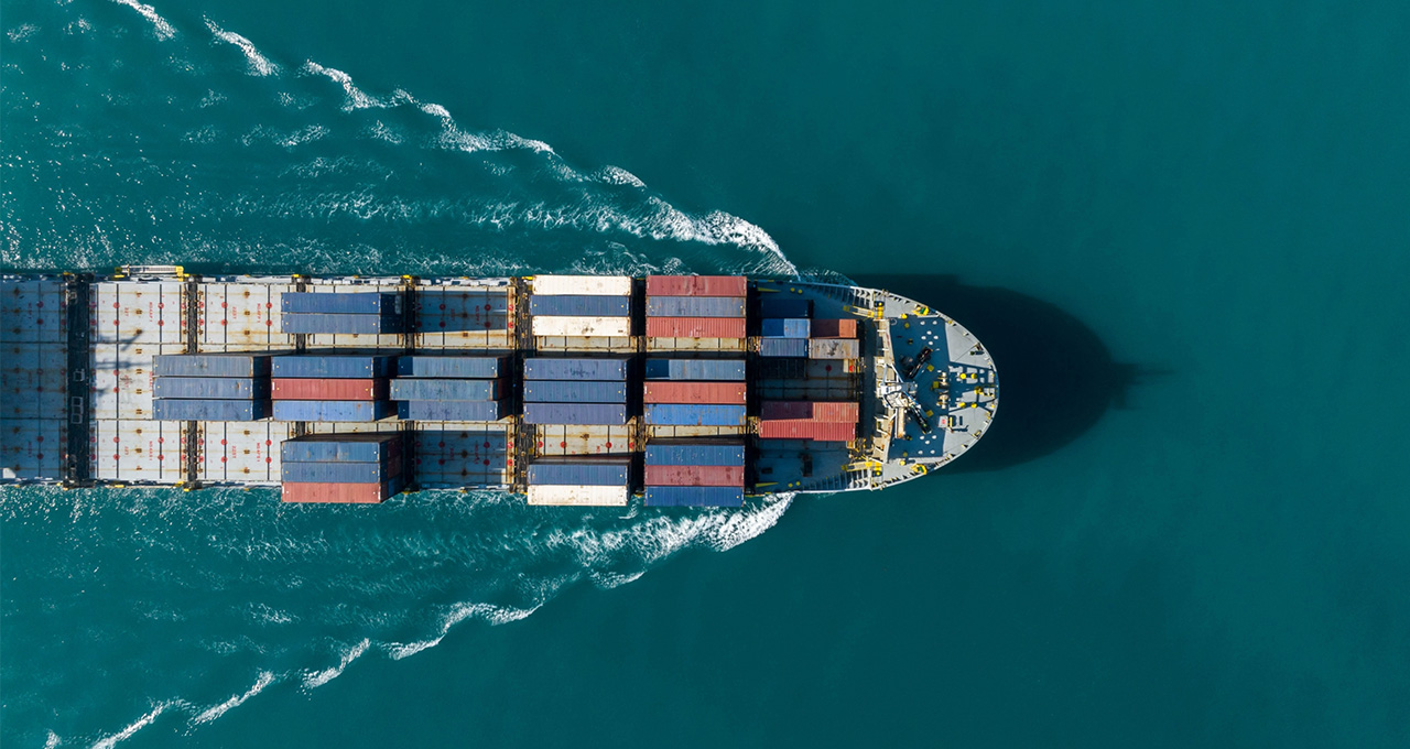 Decarbonizing maritime transport
