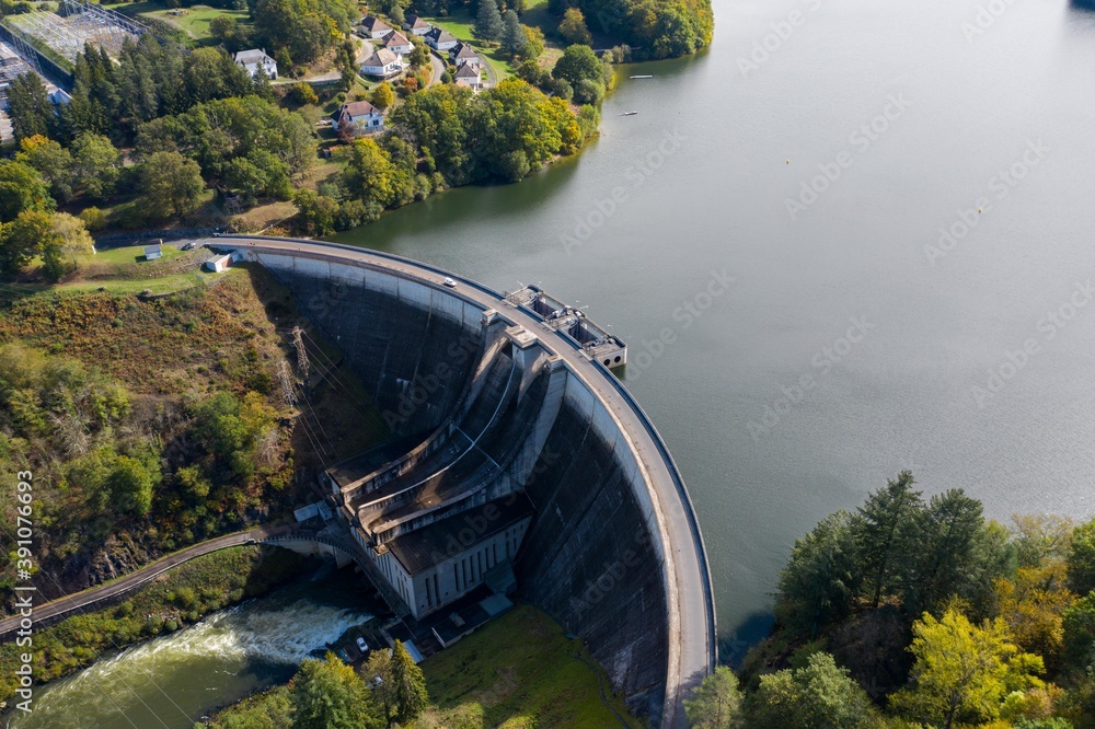 Hydroelectric power plants: a strategic renovation and technological ...